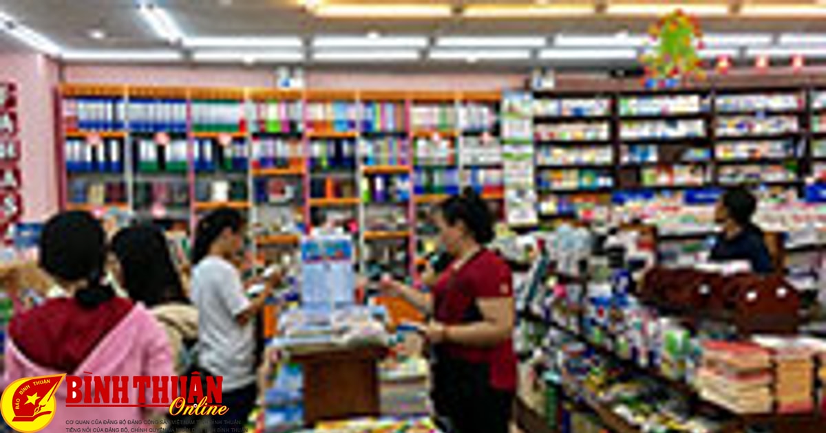 Khan hiếm sách giáo khoa, phụ huynh nháo nhào đi “săn” sách